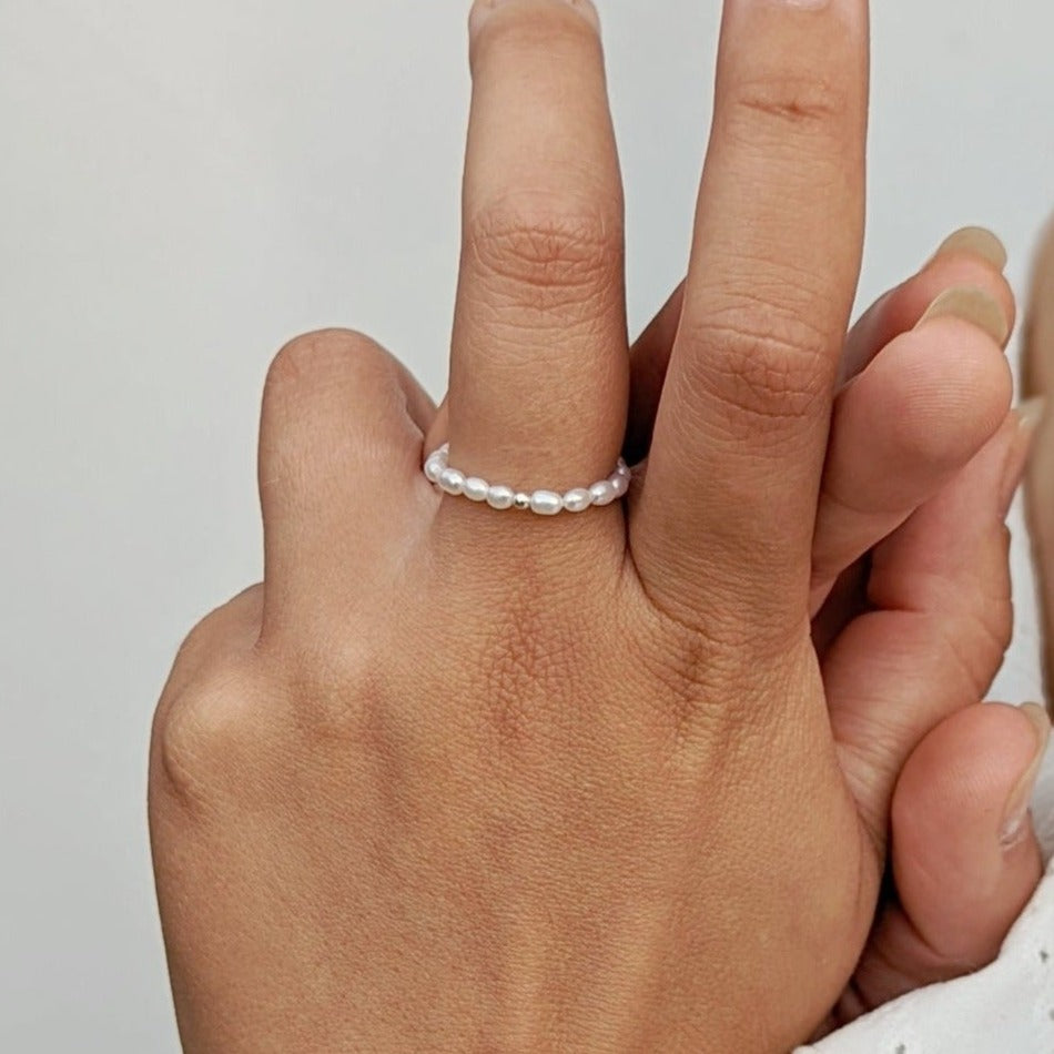 Single Silver Bead Pearl Ring - Effortlessly Individual - Kiri & Belle