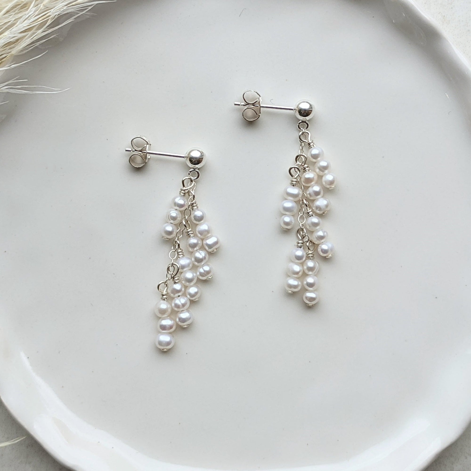 Tiny Pearl Waterfall Earrings - KIRI & BELLE